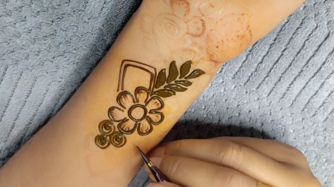 Easy and simple flower henna design | Simple mehndi design - YouTube