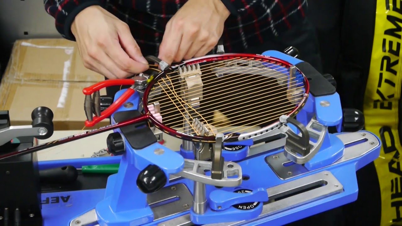 Badminton Stringing - 72 holes SZ Pattern - YouTube