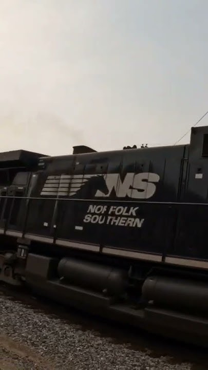BNSF #7138 ,NS #4543, BNSF #6574 light power move 5-19-23 - YouTube