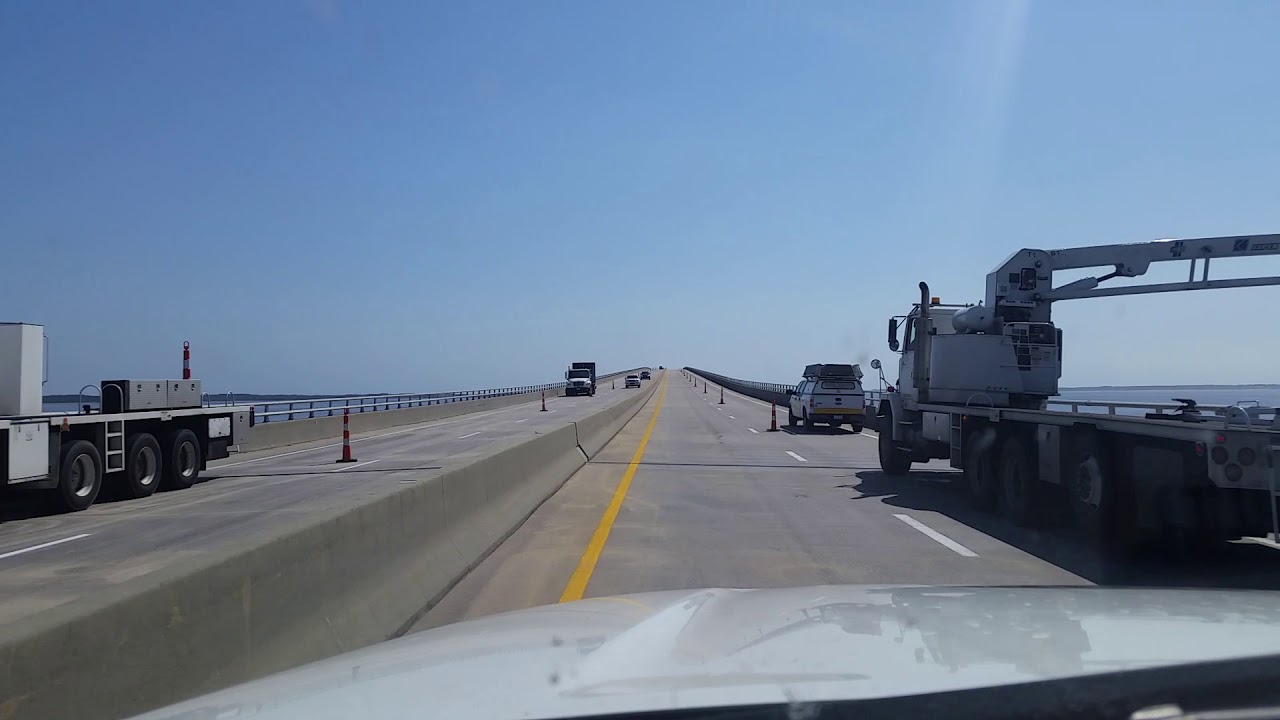 Bridge into Manteo, NC - YouTube