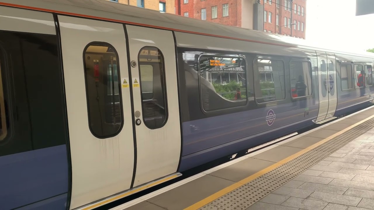 Class 345 Elizabeth Line service departing Custom House - YouTube