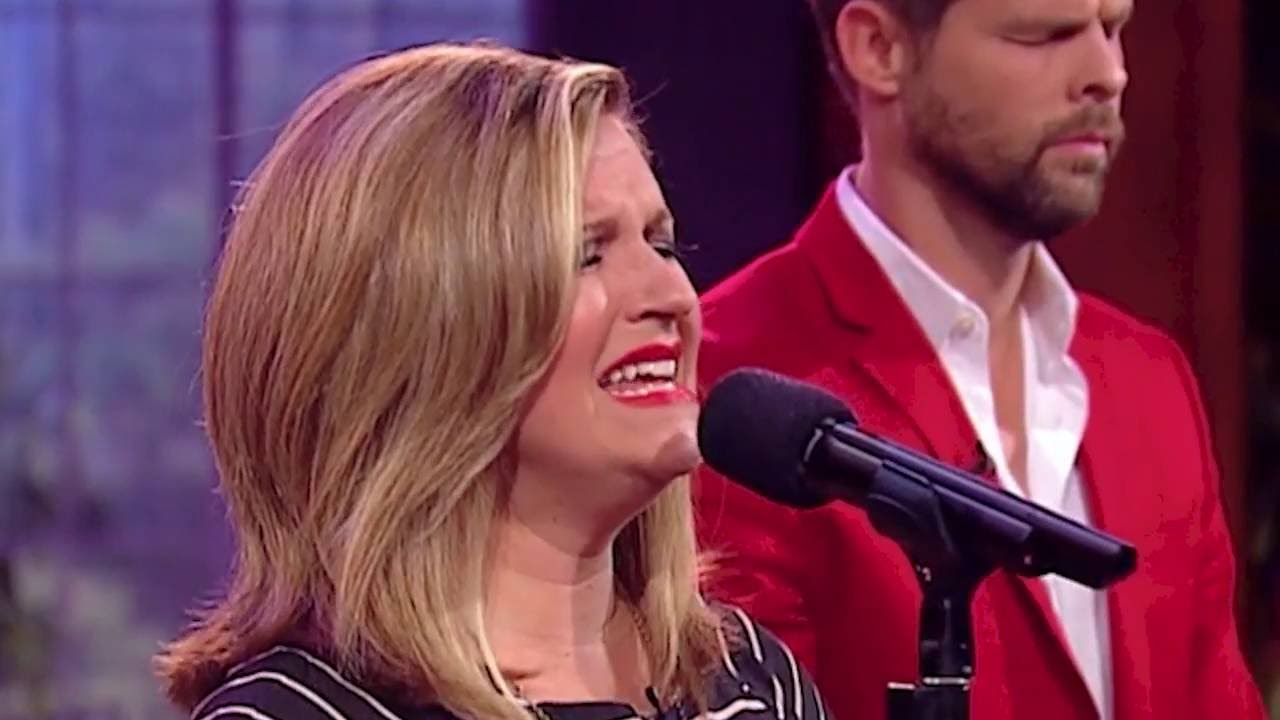 Aaron and Amanda Crabb: Restore Me (James Robison / LIFE Today) - YouTube