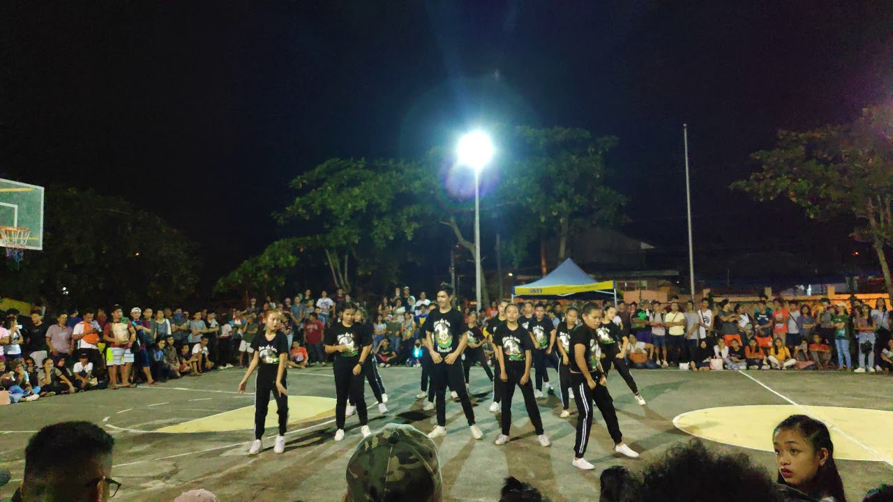 Mega Crew Dance: H.A.T.S. - YouTube