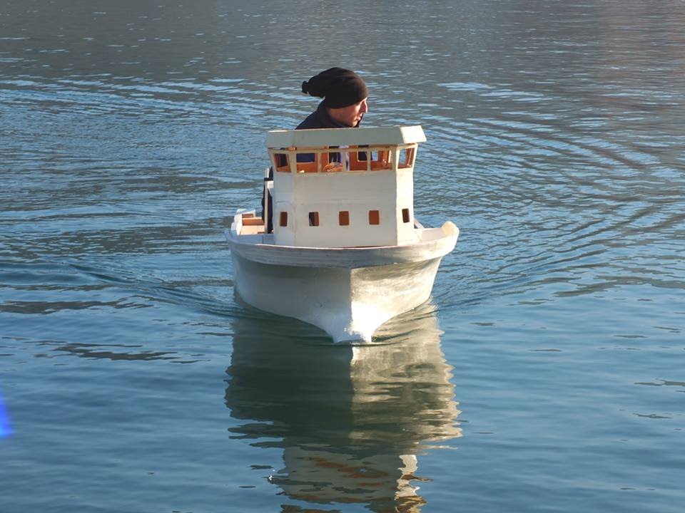 Turkish type purse seine model sea trials - YouTube