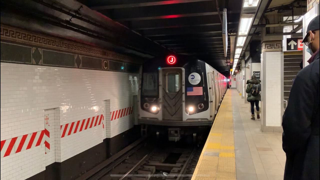 [BMT Nassau Street Line] 2001 Kawasaki R143 (J) train at Canal Street ...