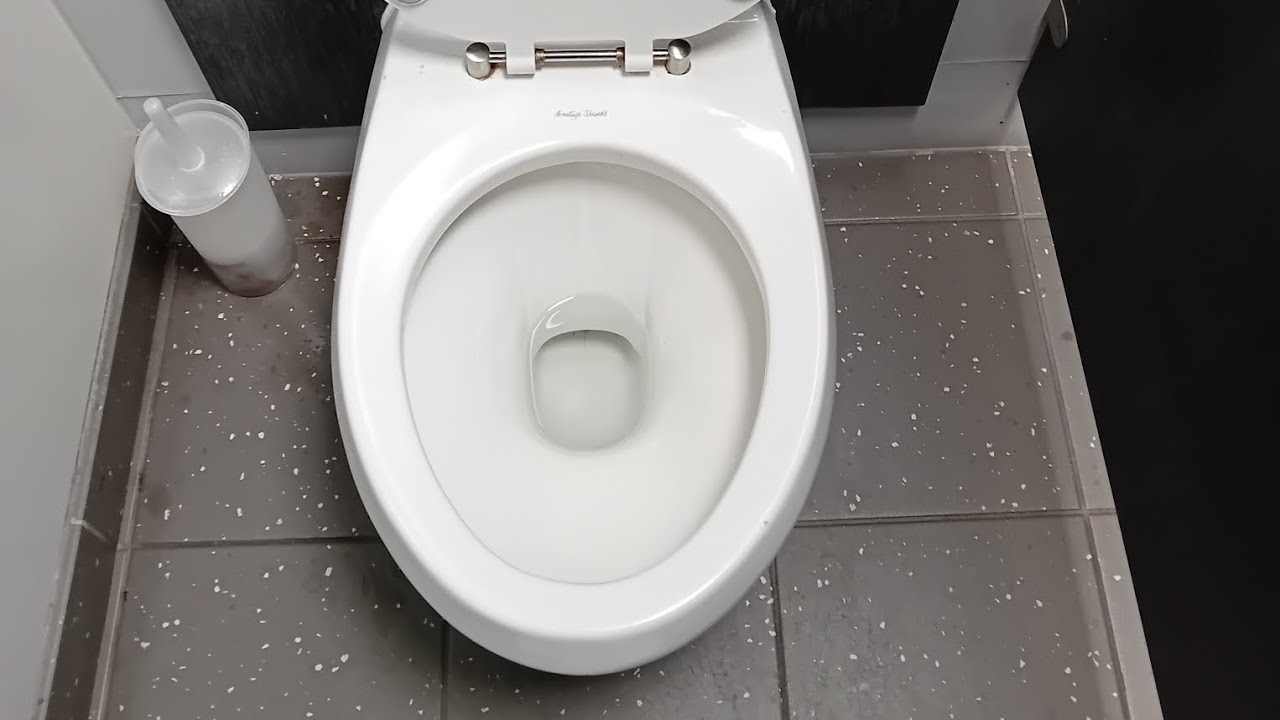 Toilet in Tesco Bexhill on sea 🚹 - YouTube
