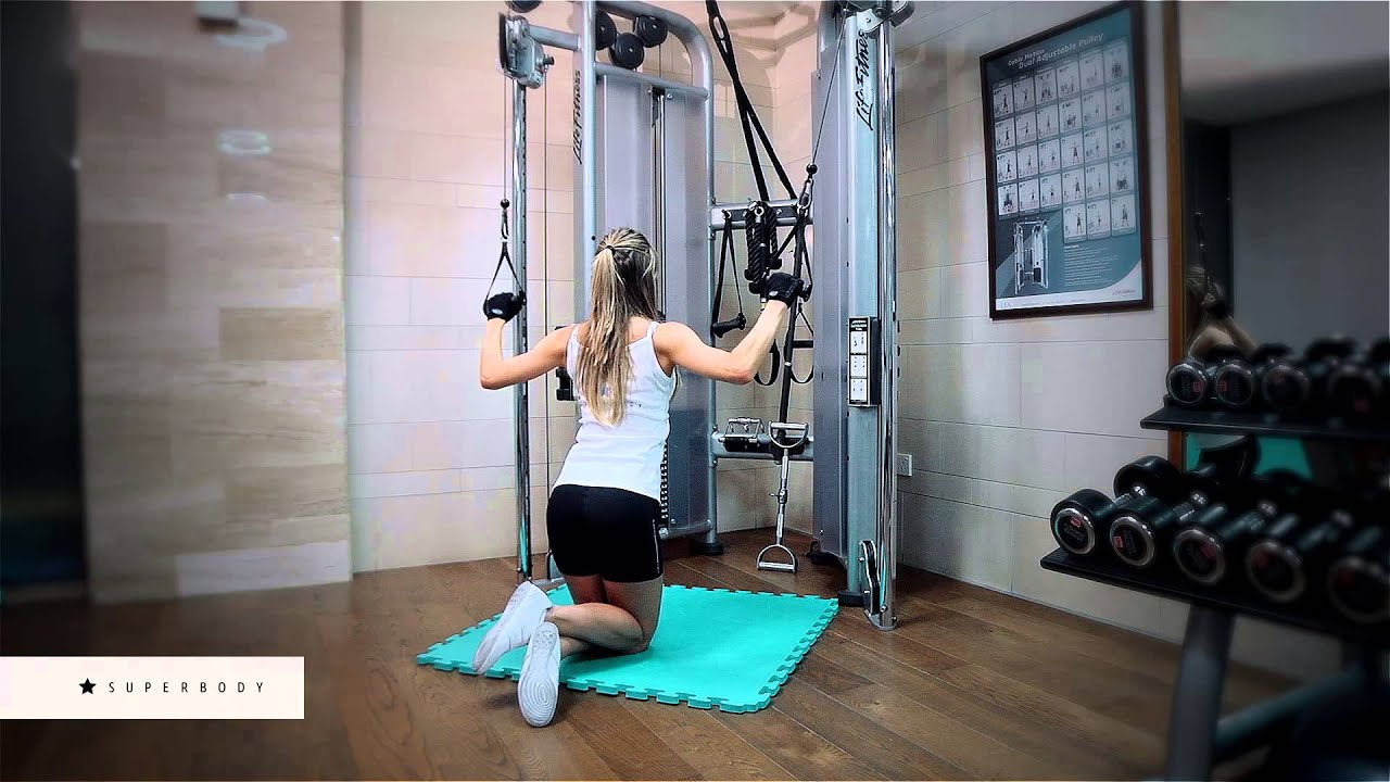 Kneeling lat pulldown for Woman - Superbody.com - YouTube