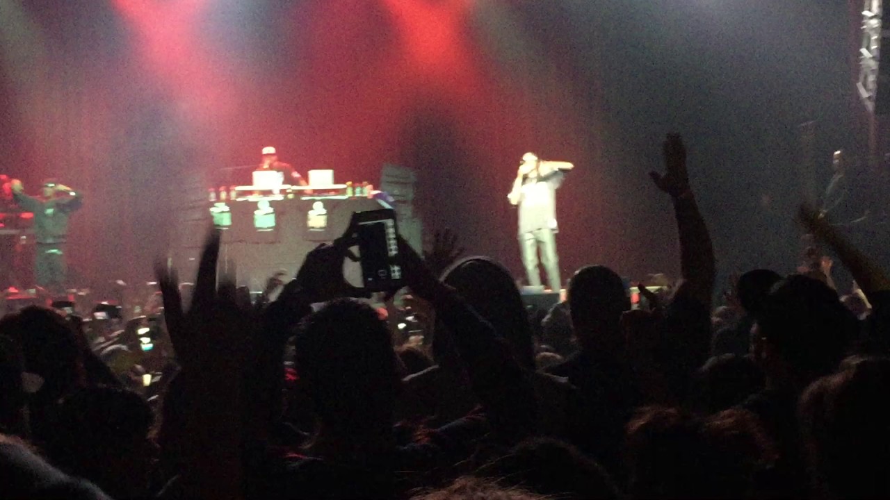 Snoop - Fox Theatre Oakland, CA - Next Episode - YouTube