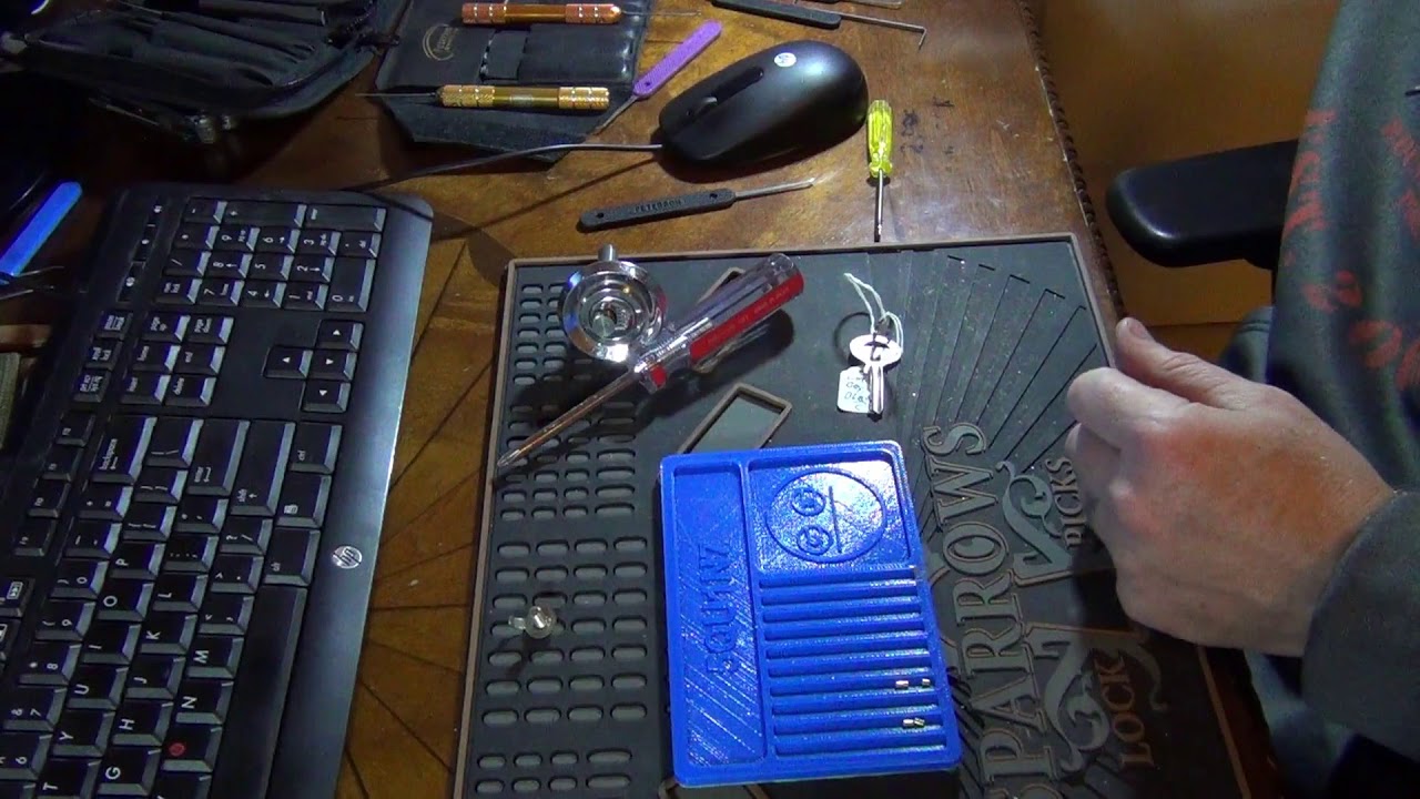 (74) Little Boy Blew challenge lock by Steel Pinnings, Spp'd - YouTube
