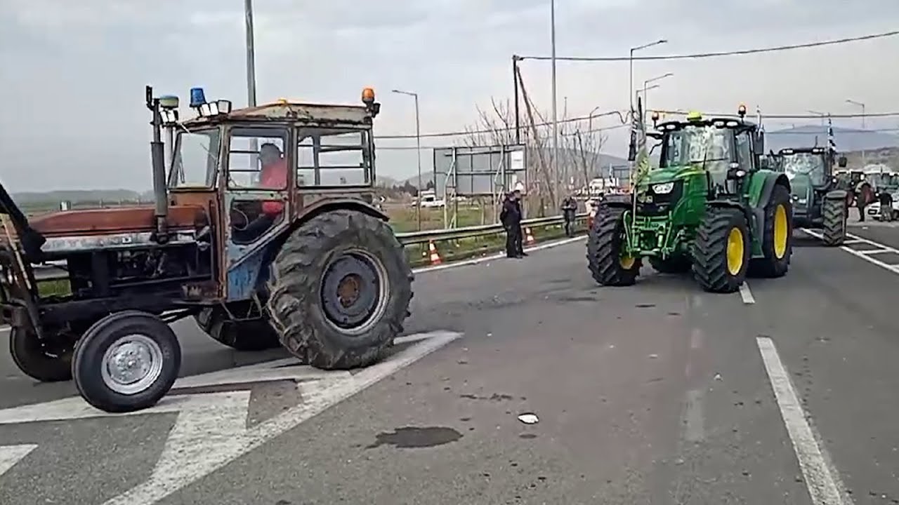 Ξεκίνησαν τα τρακτέρ από το Κάστρο για την Αθήνα - YouTube