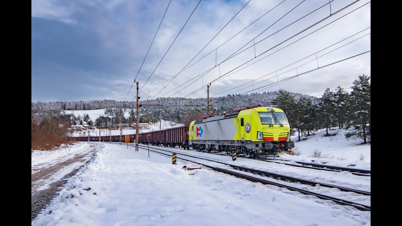 193 594 in snow - YouTube