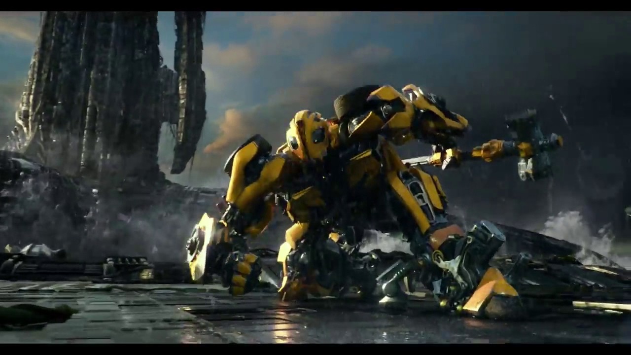 Transformers Optimus vs Bumblebee - YouTube