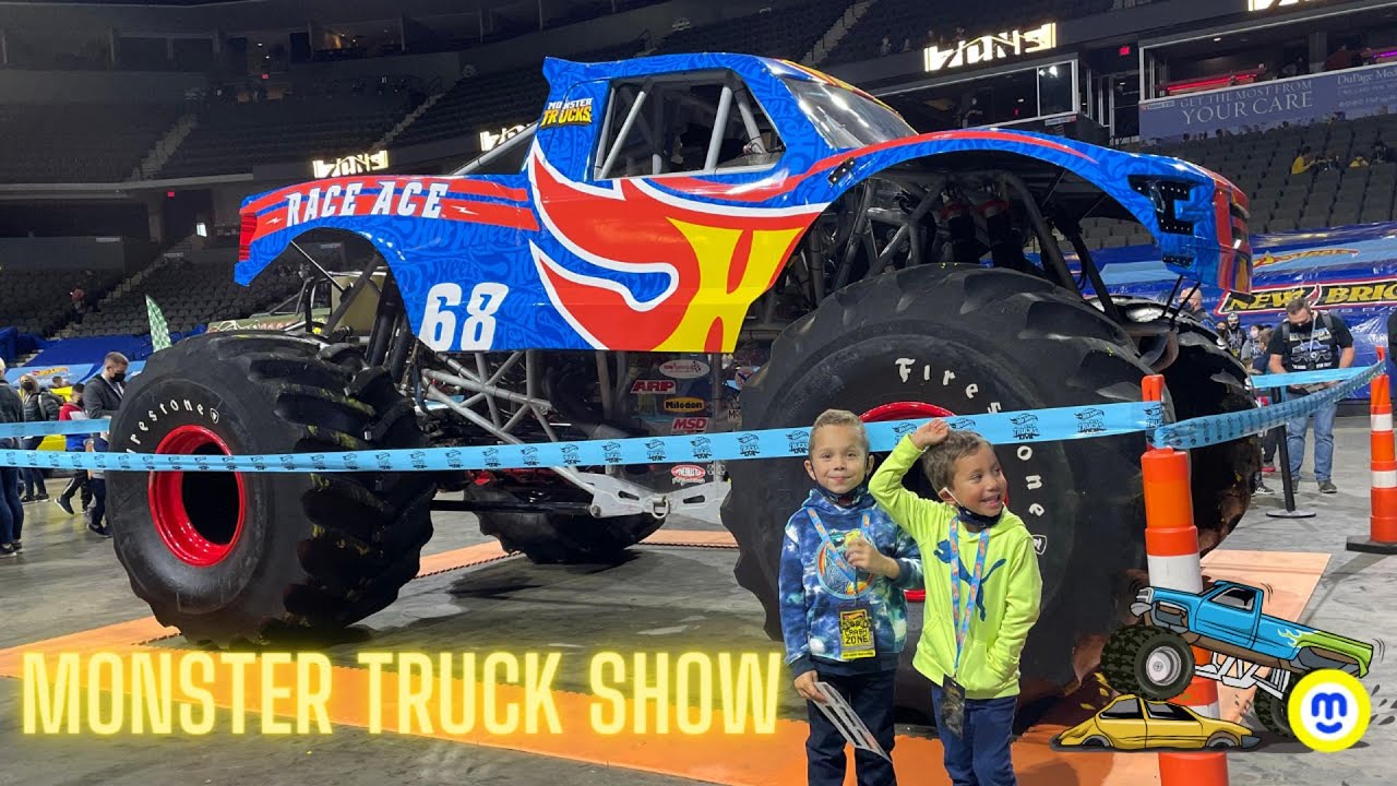 Milan and Maxi| Monster Truck Show - YouTube