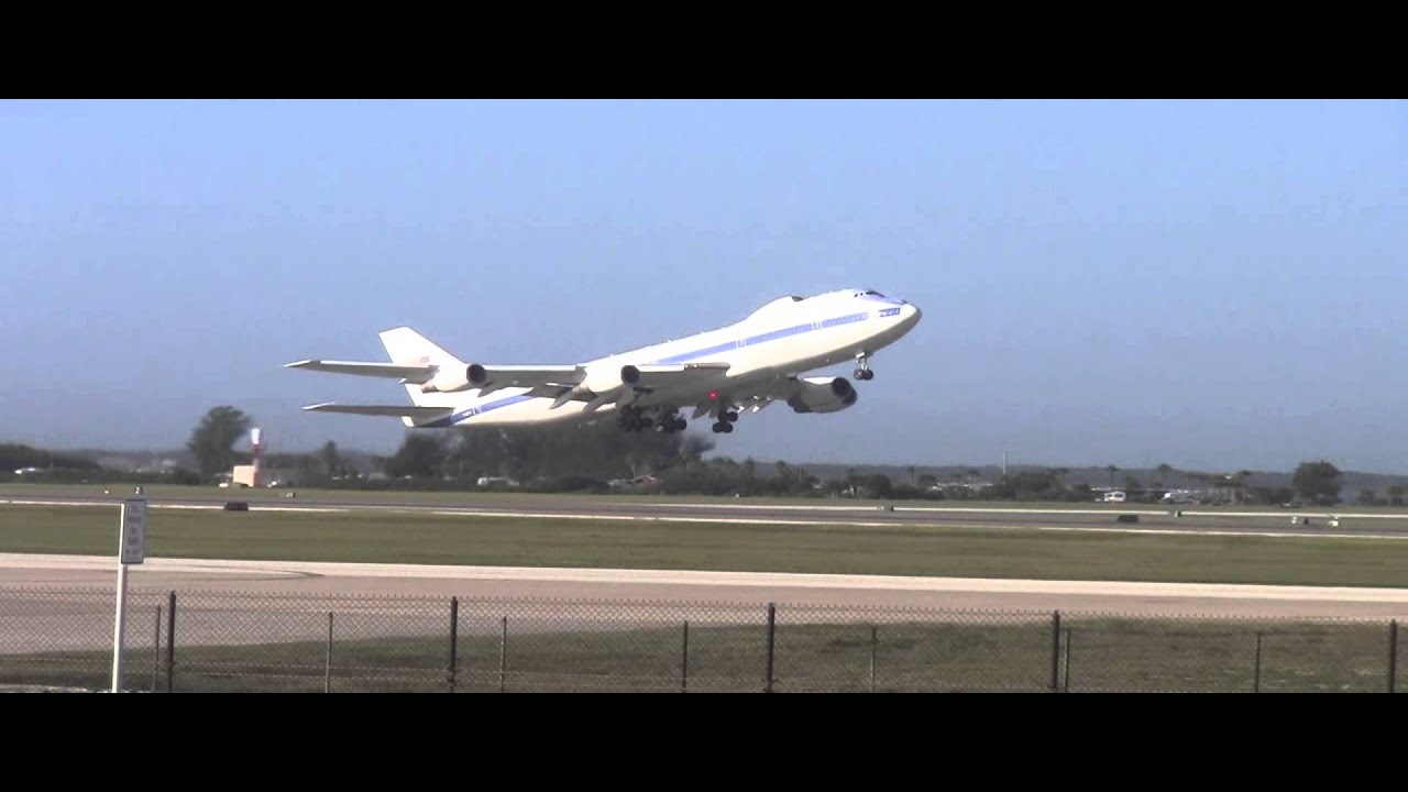 E-4B "Doomsday Jet" Modified 747 - Patrick AFB 2013 - Takeoff Role ...