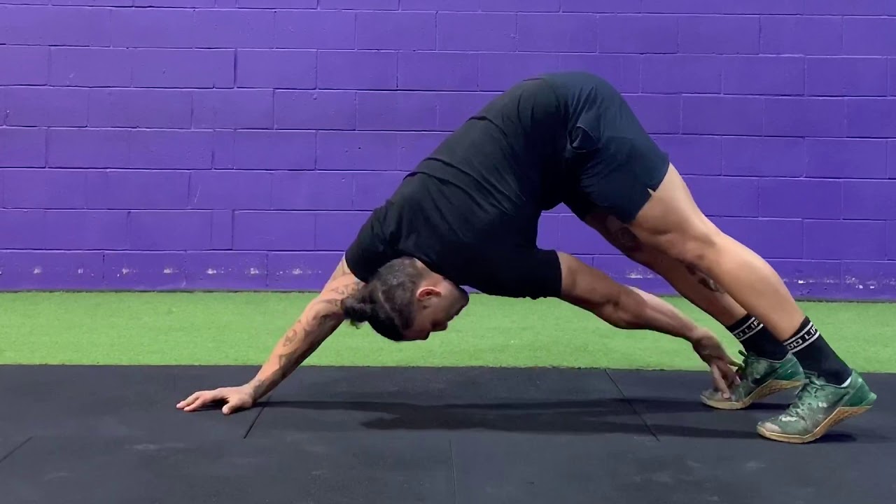 Push Up Toe Tap - YouTube