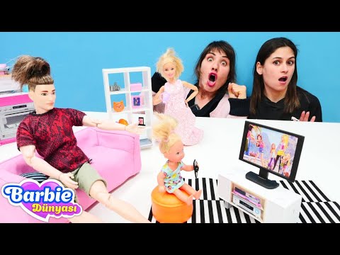 Barbie oyunları!  Ayşe, Barbie ile Evi'yi uyuturken Ken ve Ümit gürültü yapıyor