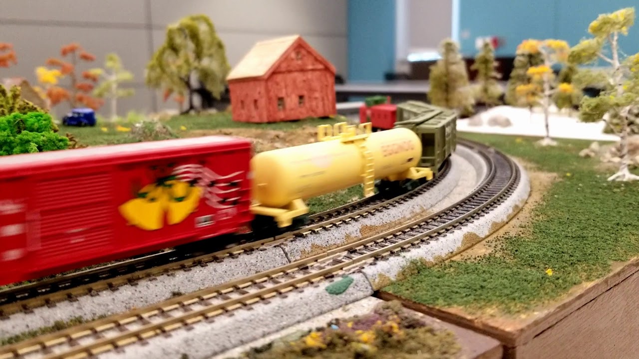 Christmas Trains At The Bulverde Library 2019 - YouTube
