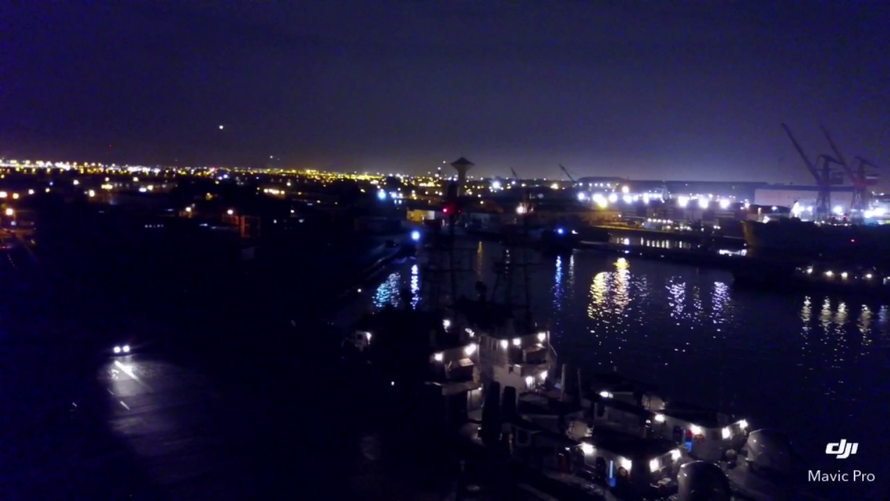 Marina de Guerra del Perú, vista nocturna, Base Naval del Callao - YouTube