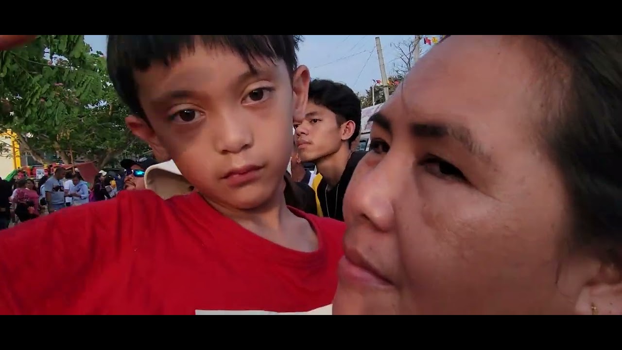 Watching The karomata festival in our town @TRINIDAD, BOHOL - YouTube