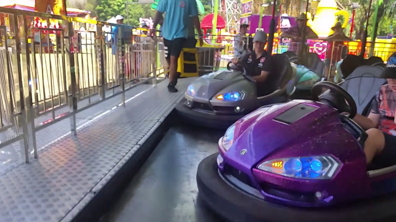 Me Riding Dogem Cars at Australia Day Parramatta 2019 - YouTube