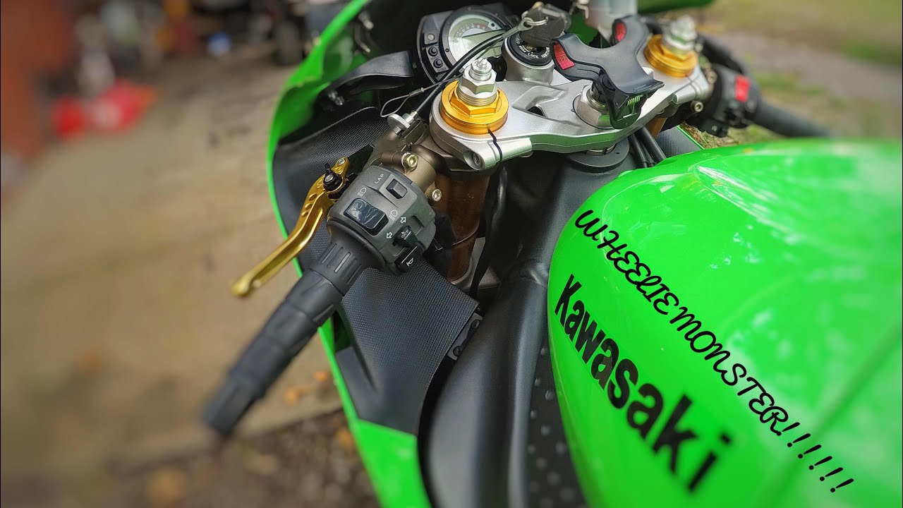 kawasaki 636 (cleanest wheelie bike ever!!) - YouTube