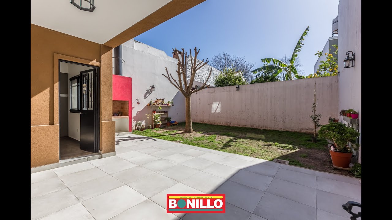 Casa 4 ambientes venta Parque Chas - YouTube