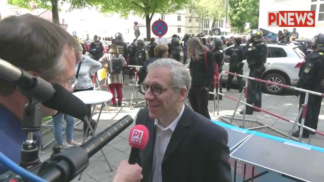 Zerstörungen durch Linksextremisten bei AfD München - Interview Andreas ...