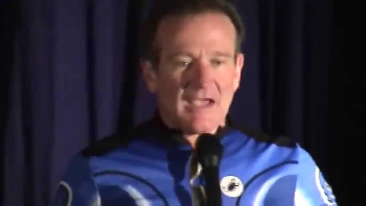Jason Lamb's footage of Robin Williams in Vancouver, 2002 - YouTube