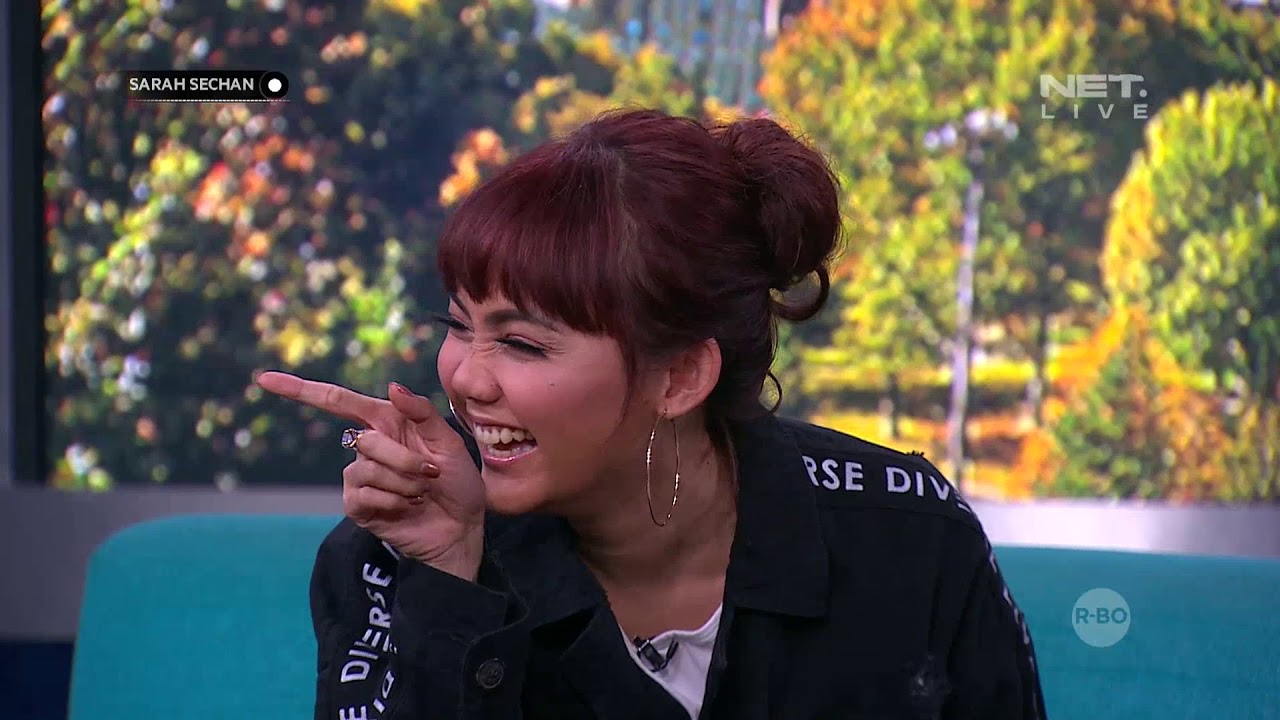Lenna Tan dan Teh Sarah Ngegosipin Rina Nose - YouTube