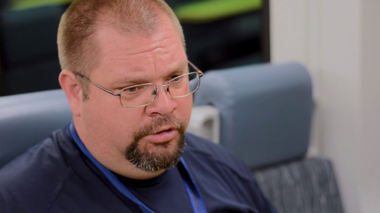 Steve- Train to Plane Commute - YouTube