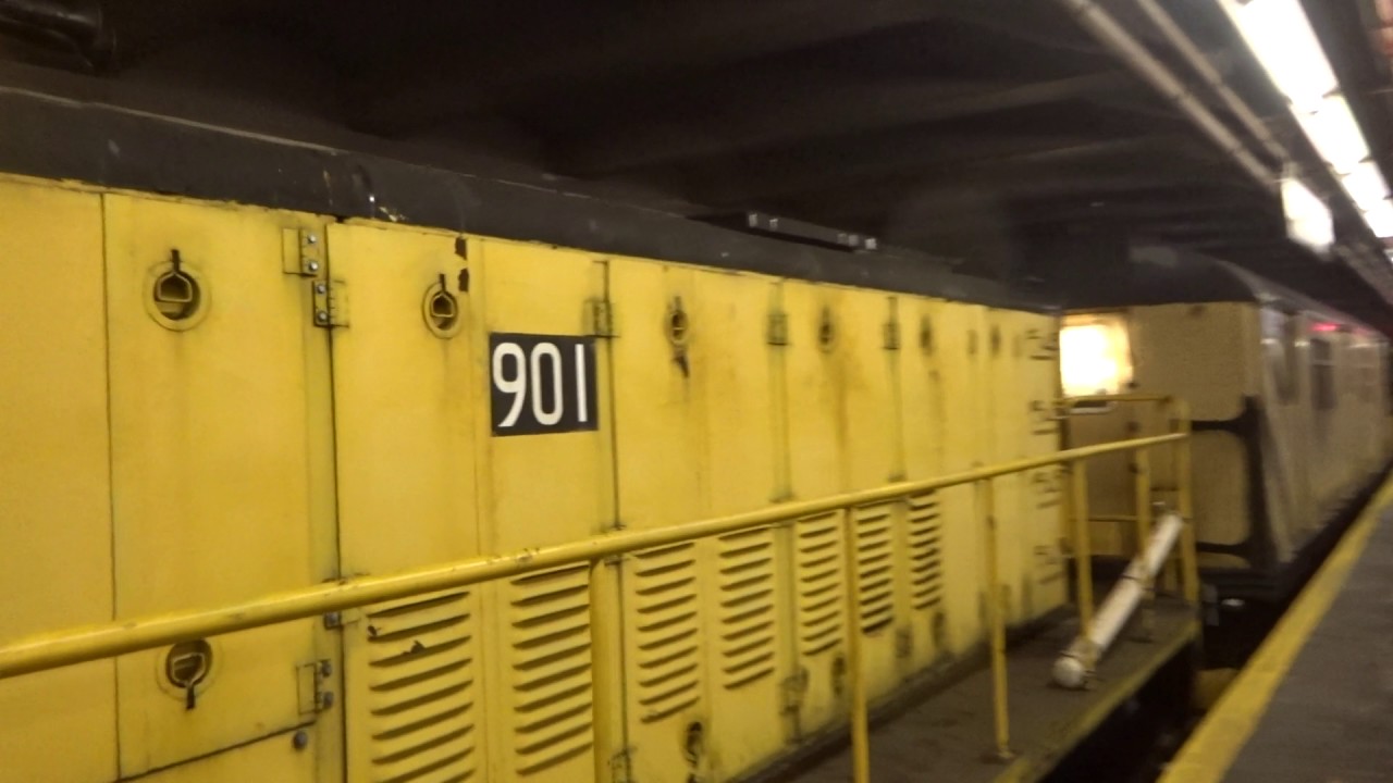 NYC Subway Late Night: R77-R161 (R33)-R113 Entering & Leaving 57th ...