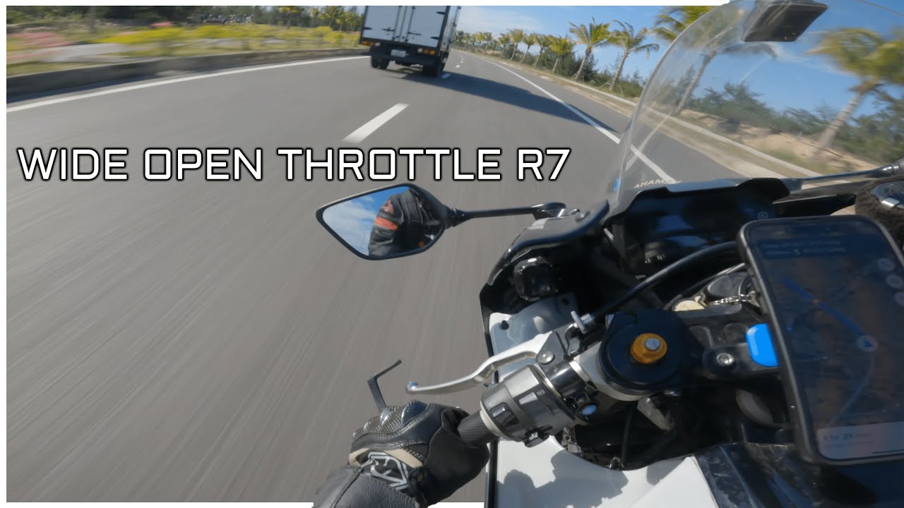 Wide open throttle on R7 - YouTube