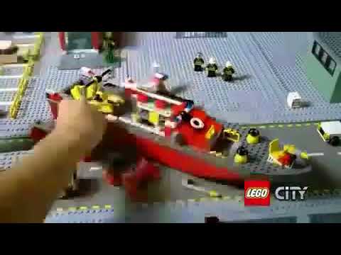 LEGO 7207 Fire Boat - LEGO City - YouTube