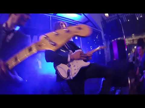 Janes Bomb Live Potpurri