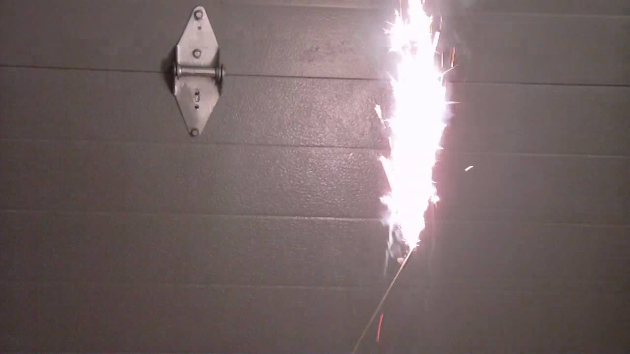 058-0149 - 45' Silver Flying Fish Fuse - YouTube