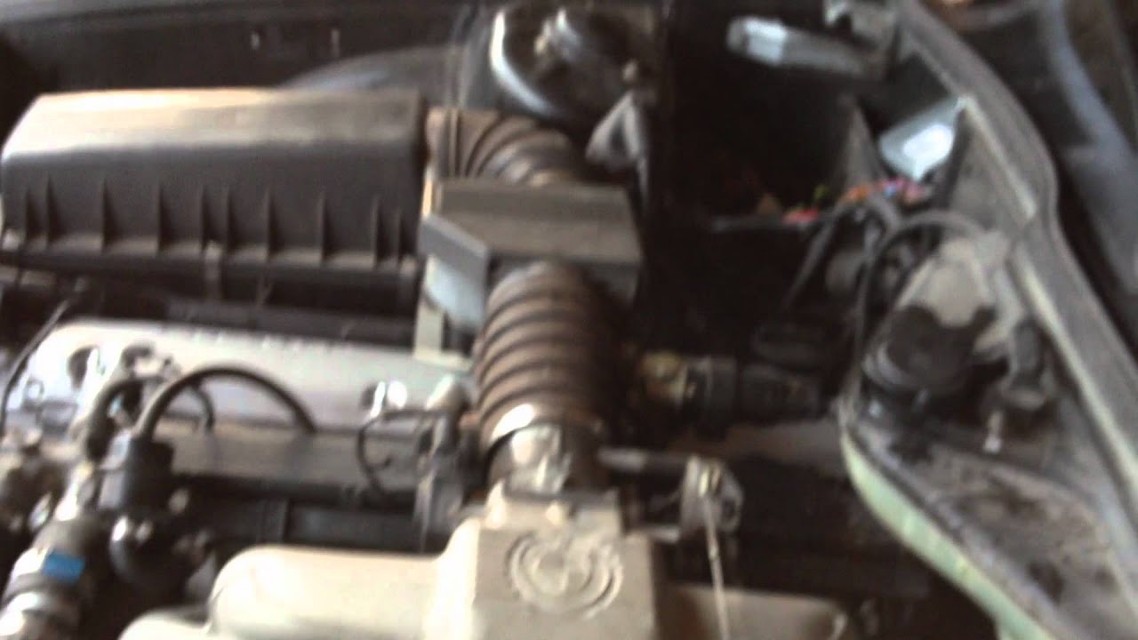 Uppstart nyrenoverad M30B30 - YouTube