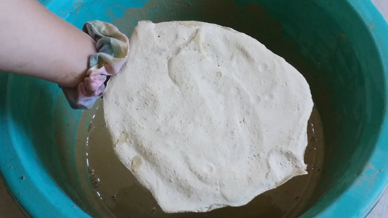 ASMR/Multani mitti texture water crumbling - YouTube