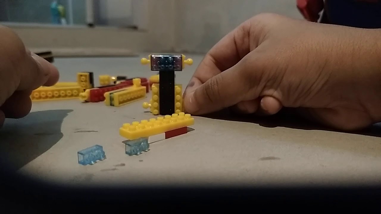 Building a mini Lego robot part 1 - YouTube
