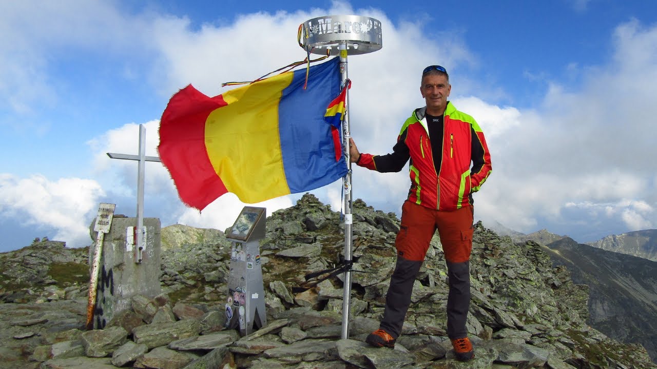 Statiunea Parang-Vf. Carja-Vf.PARANGUL MARE-Vf.Silvei-Vf.Parangul Mic ...