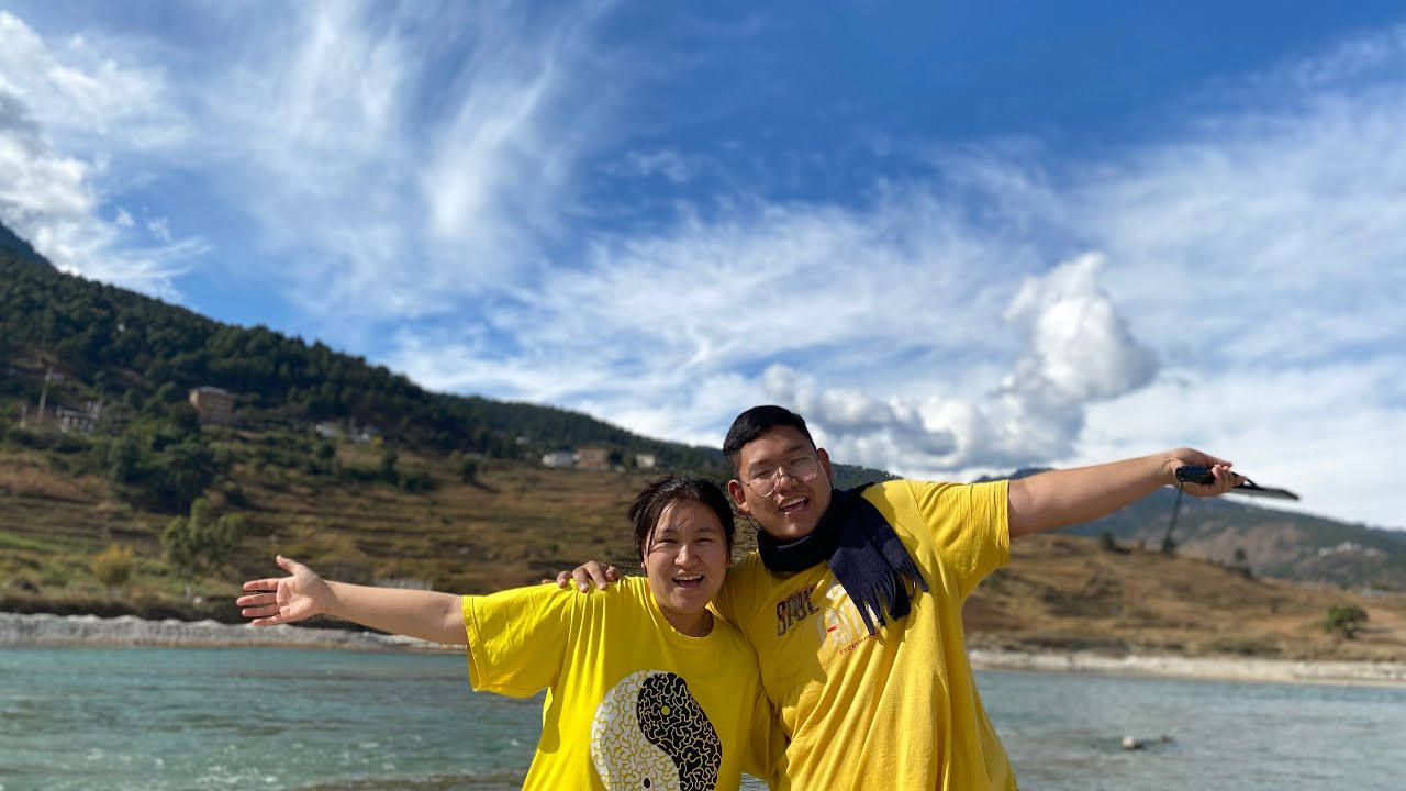 Holidays are hell ___ (chapter 8) - YouTube