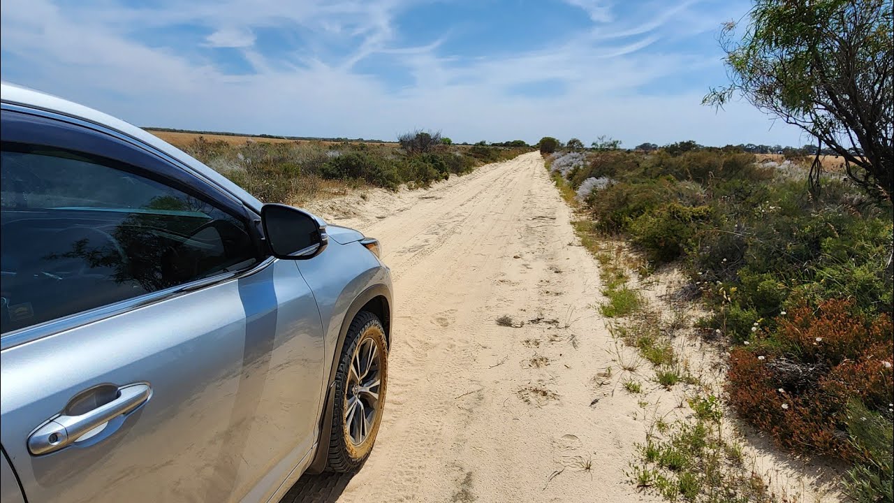 Stockyard Gully Caves 4wd track in 3 minutes. (way out) - YouTube