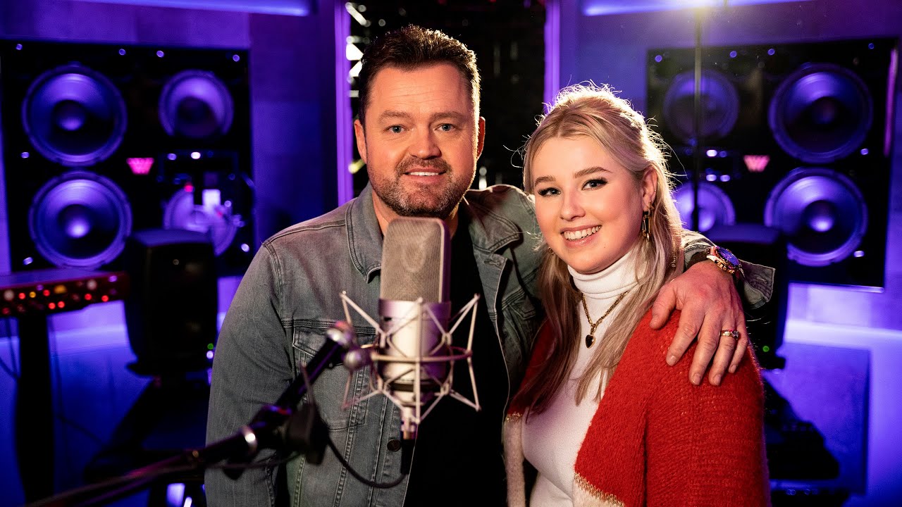 Frans Duijts & Senna - Altijd Feest (Officiële Videoclip) - YouTube