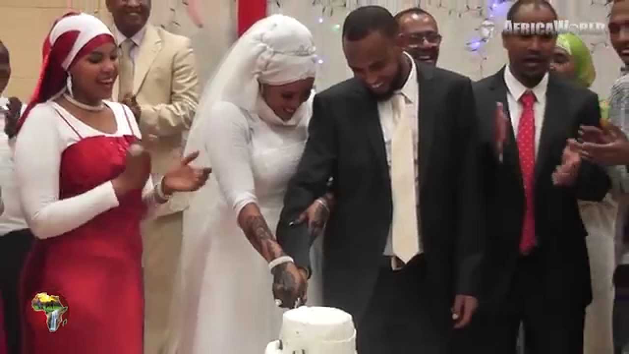 Mohamed Osman & Fatiyaa Ahmed Marry in Dublin - YouTube