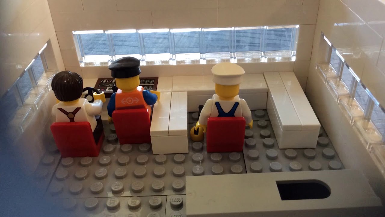 Lego sinking ship - YouTube