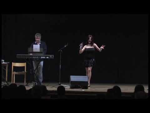 Natasha Bank @Phoenix Festival - YouTube