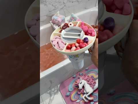 Restock my teenager’s pink bathroom with me 🎀🛁