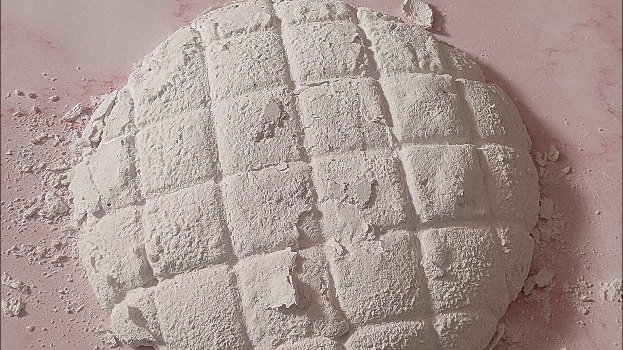 New Pillow Mold | ASMR | Oddly satisfying | Relaxing | Gym chalk crush ...