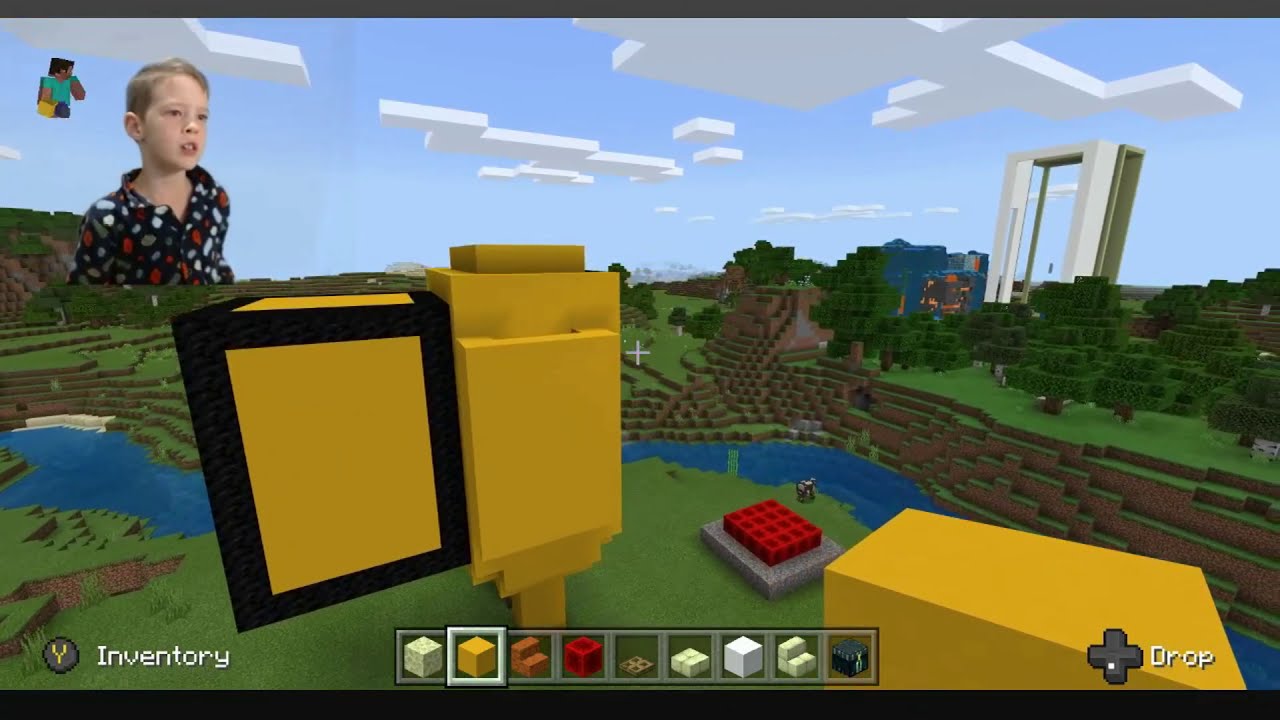 Among Us character build in Minecraft! - YouTube