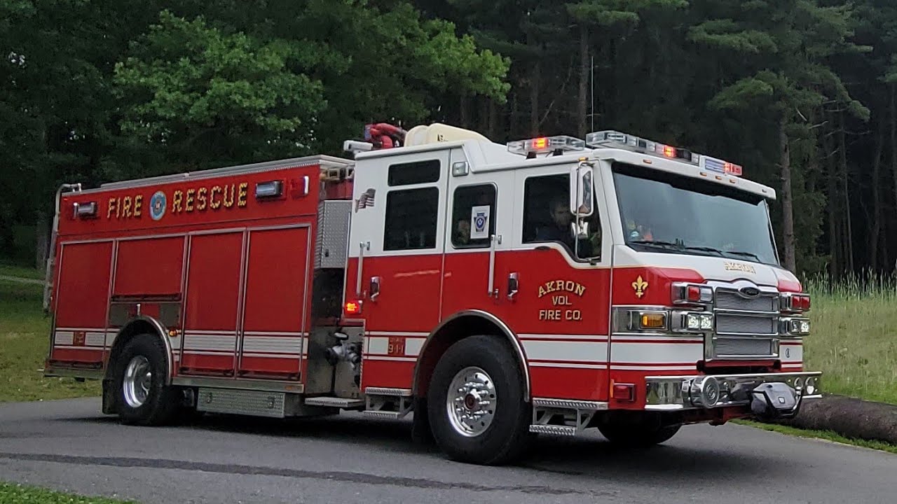 Akron Volunteer Fire Company Squad 12-1 and Engine 12-1 leaving and ...