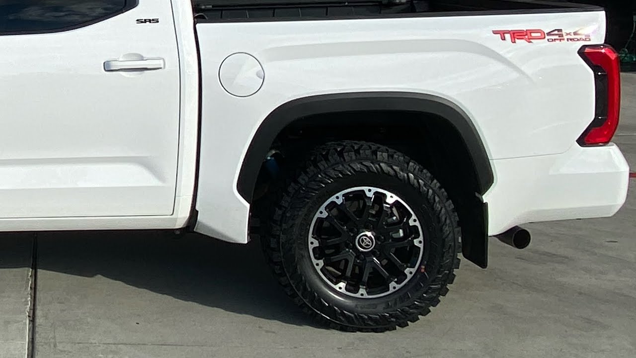 I Put 33” inch Yokohama Geolandar Mud Tires on the 2022 Toyota Tundra ...